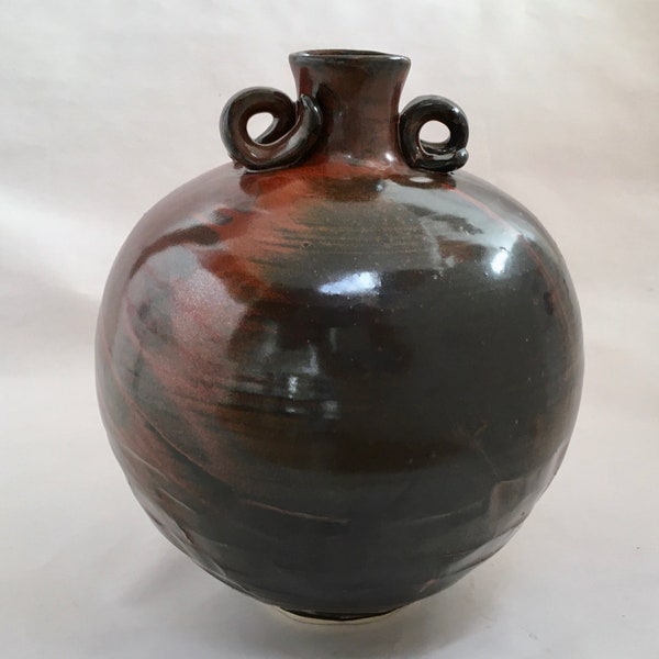 Round Pottery Vase - Etsy