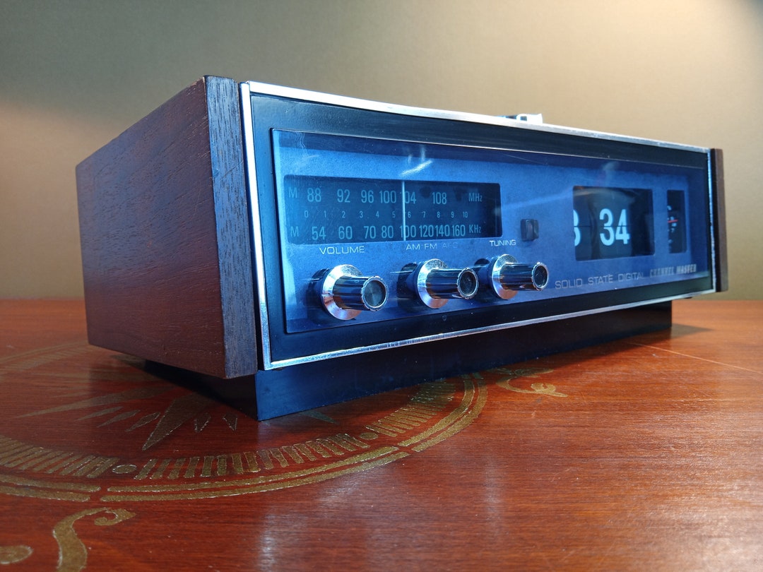 Vintage Channel Master AM/FM Flip Clock Radio - Etsy