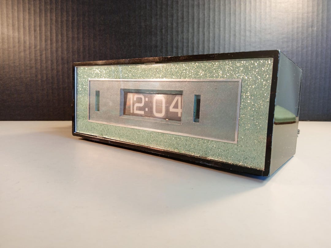 Vintage GE Flip Roll Clock 8142 - Etsy