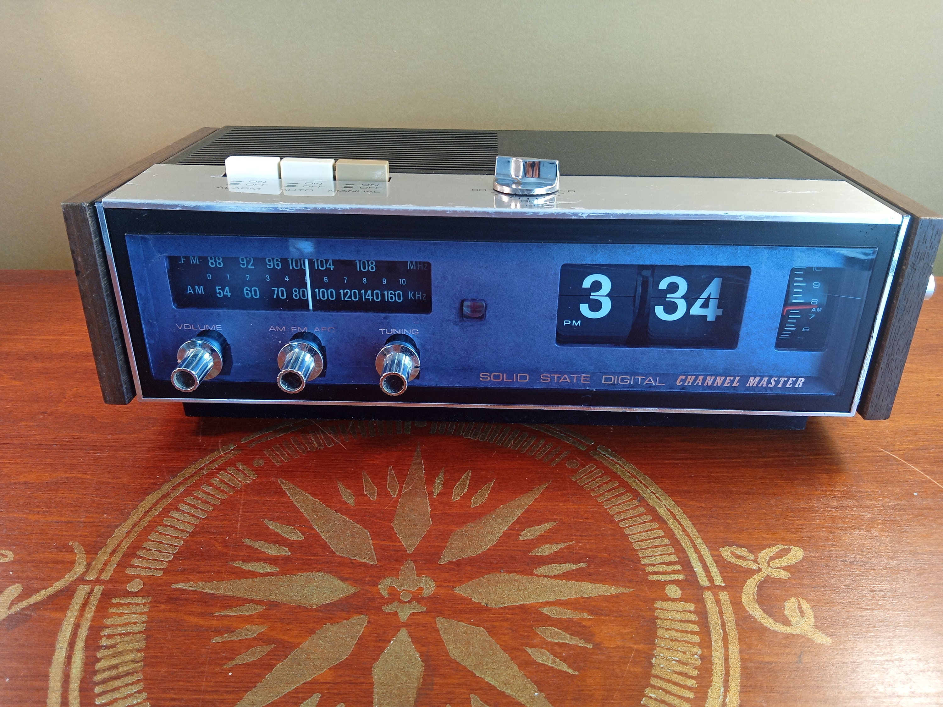 Vintage Channel Master AM/FM Flip Clock Radio - Etsy