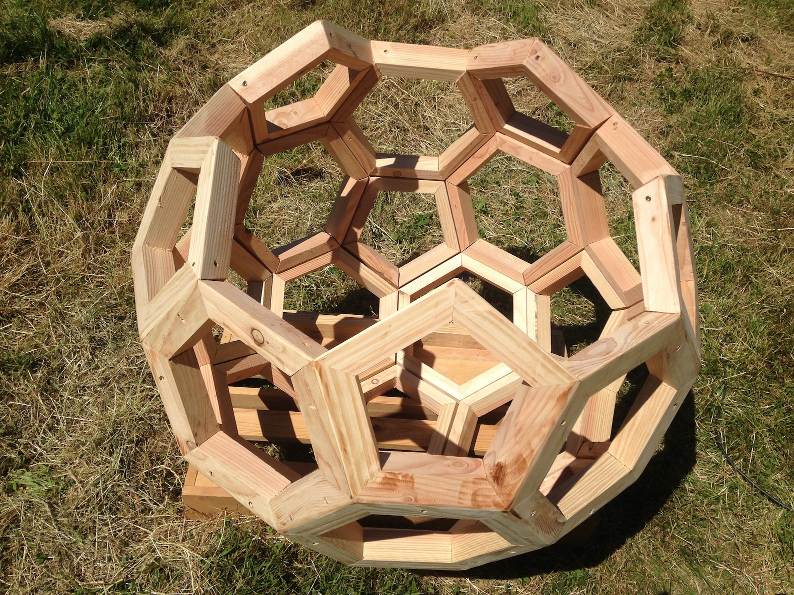 Sculpture design wooden Hexagon geometric Pentagon geodesique | Etsy