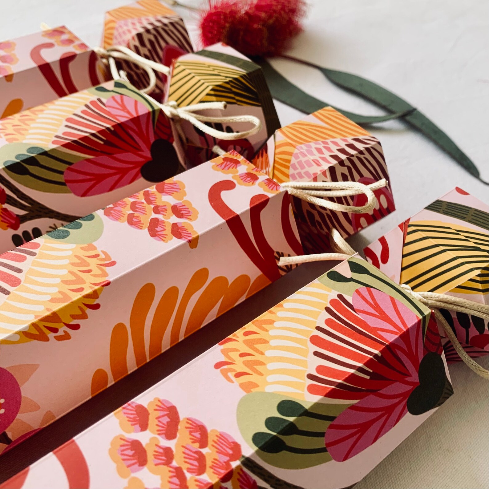 DIY Set of 4 Bon Bons Christmas Crackers 55 Paper Designs of - Etsy