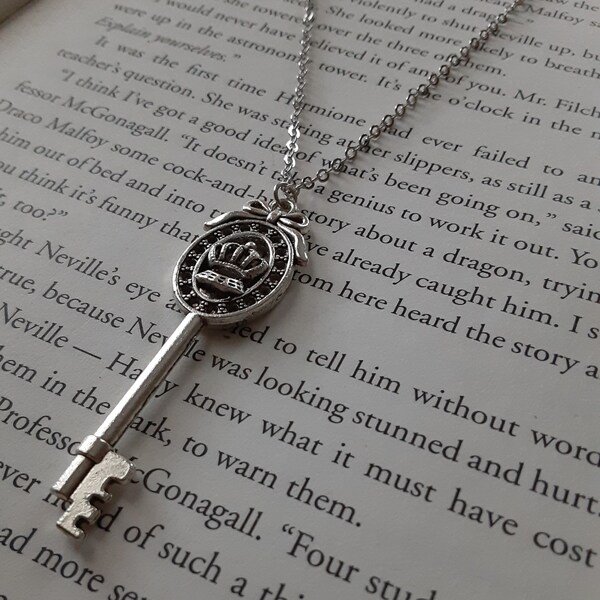 Crown Key Necklace - Etsy