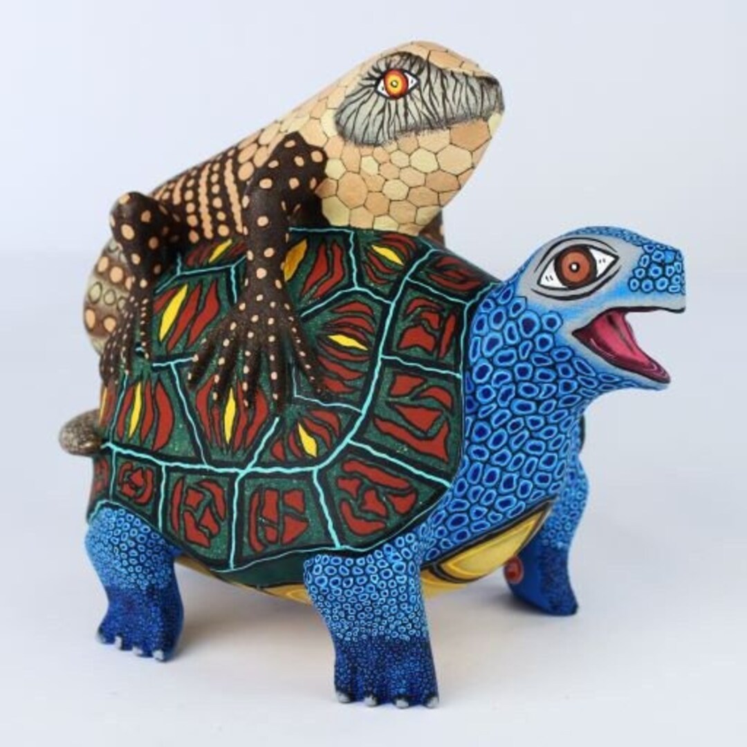 Rare One Piece Oaxacan Wood Carving Turtle With Lizard Passenger Riding ...