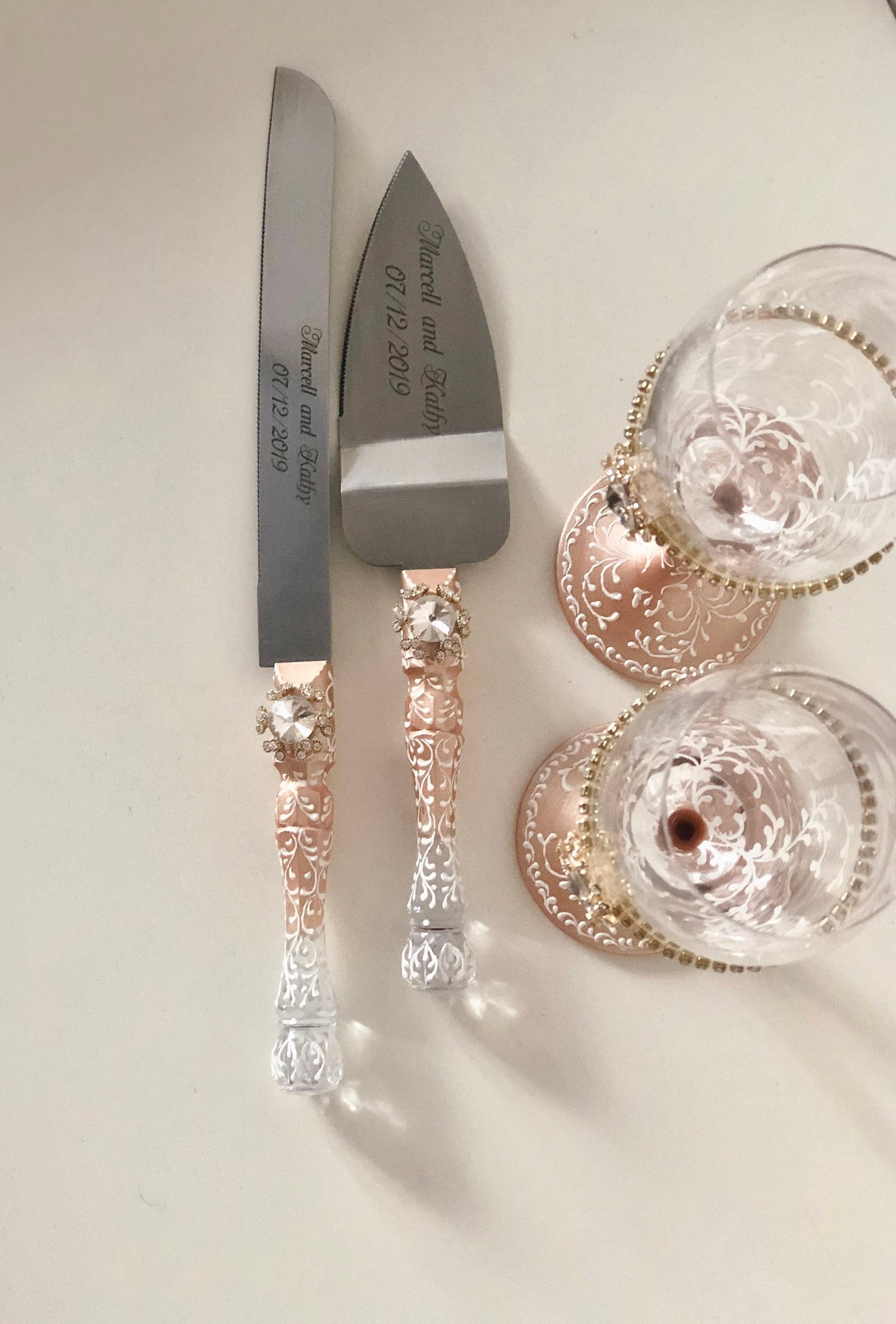 Personalized Cake Server and Knife Personalized Wedding Flutes - Etsy