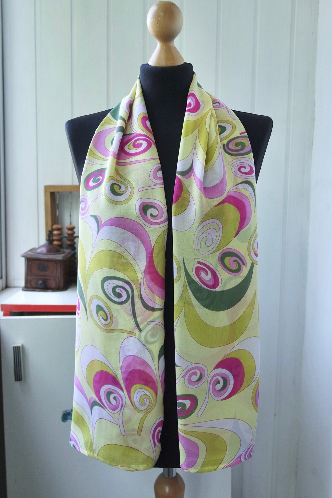 Groovy 60s 70s Chiffon Scarf in Abstract Psychedelic Pattern, Light ...