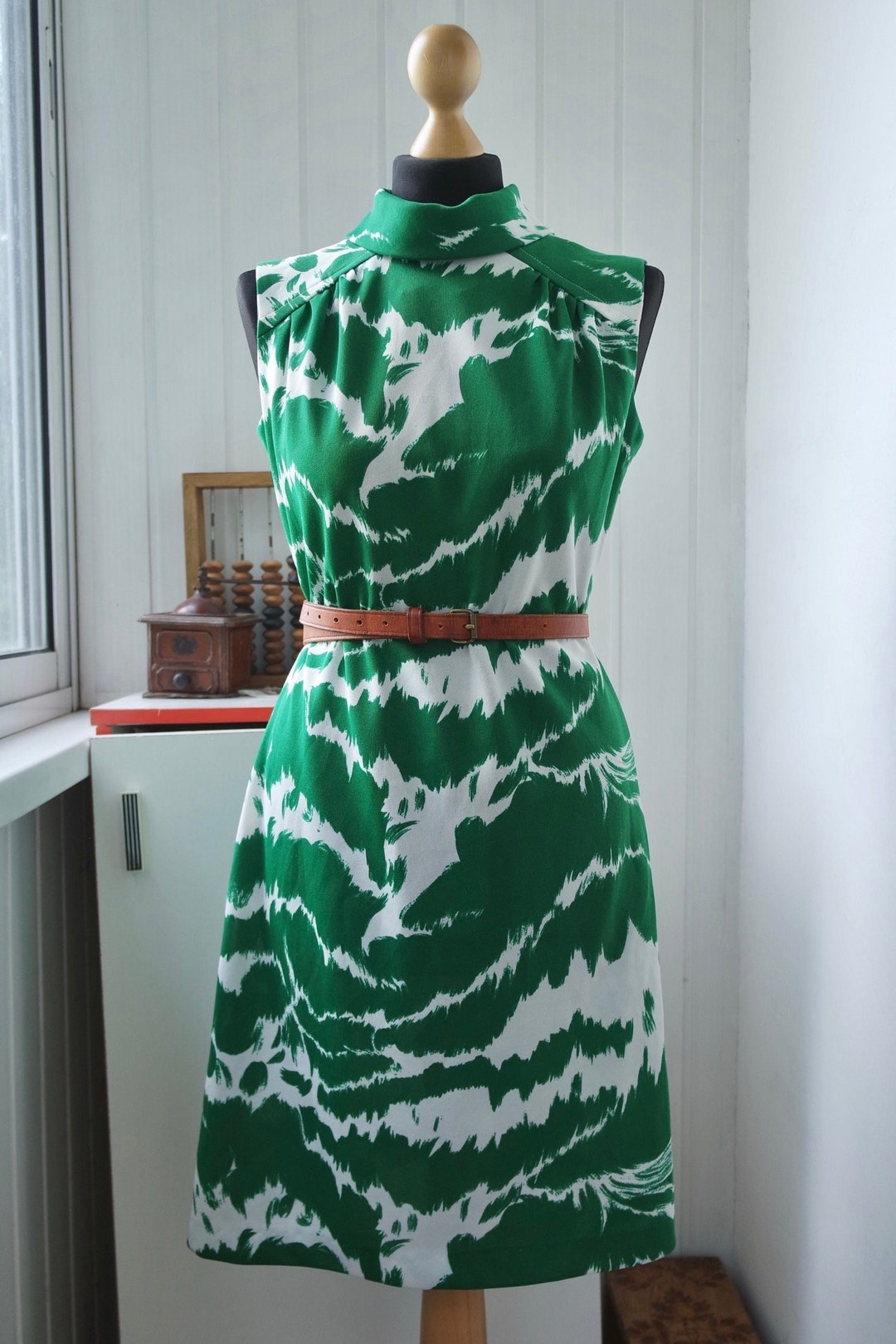 1960s Green Mini Dress, Retro Mod Style, Swinging London, Twiggy, Space ...