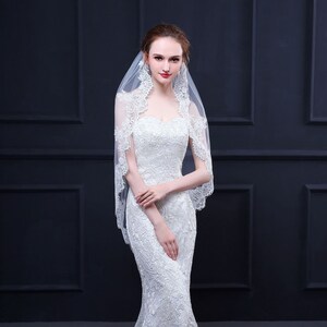 1 Meter Ivory Elegant Bridal Wedding Veil,lace Veil With Comb,with Lace ...