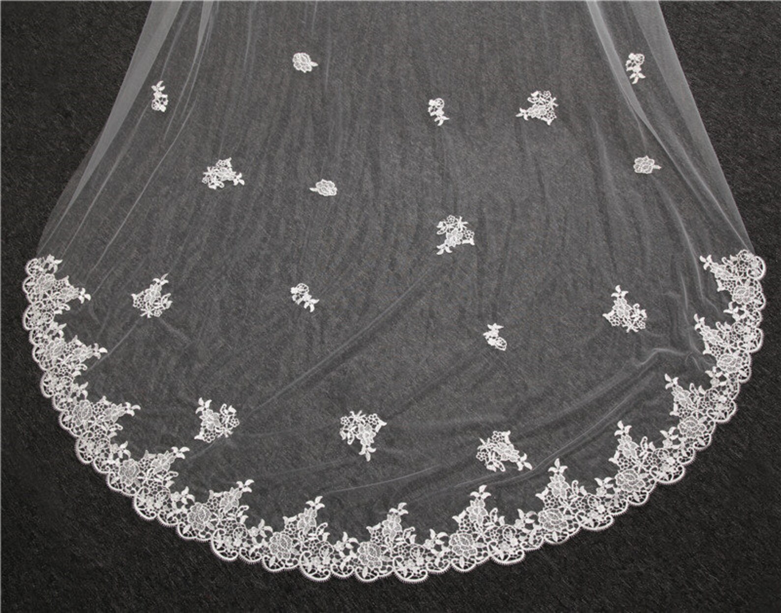 Ivory/white Elegant Cathedral Bridal Wedding Veillong Lace - Etsy