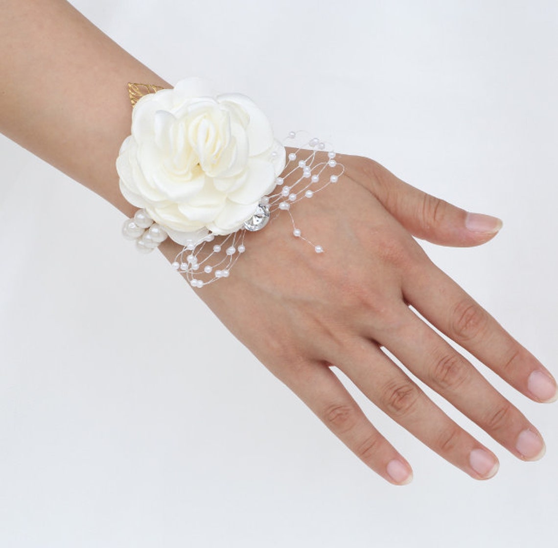Floral Wrist Corsage Flower Wedding Corsage Bridesmaids - Etsy