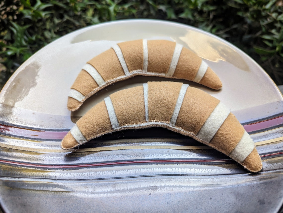 Handmade Felt Croissant | Kids Pretend Play Food - Etsy
