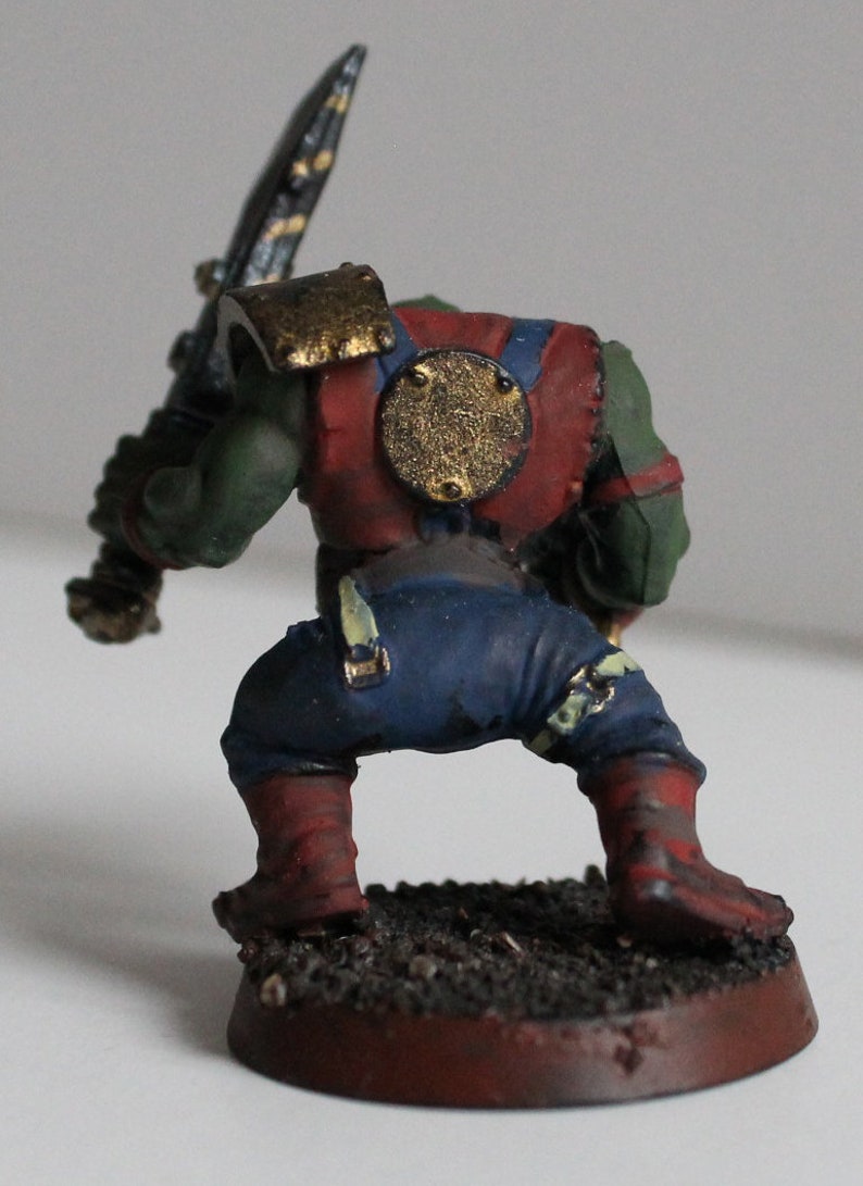 Miniature of an Ork With Large Knife for Warhammer 40000 - Etsy