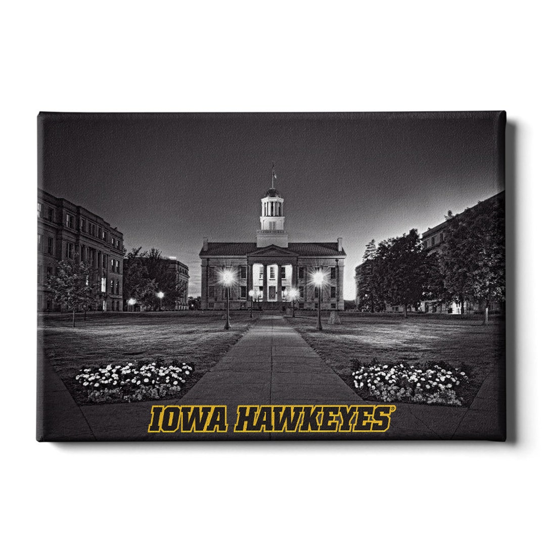 Iowa Hawkeyes | Pentacrest | B&W | University of Iowa | Hawkeyes ...