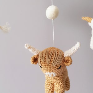 Baby Crib Mobile, Highland Cow Mobile, Baby Mobile Neutral Crochet ...