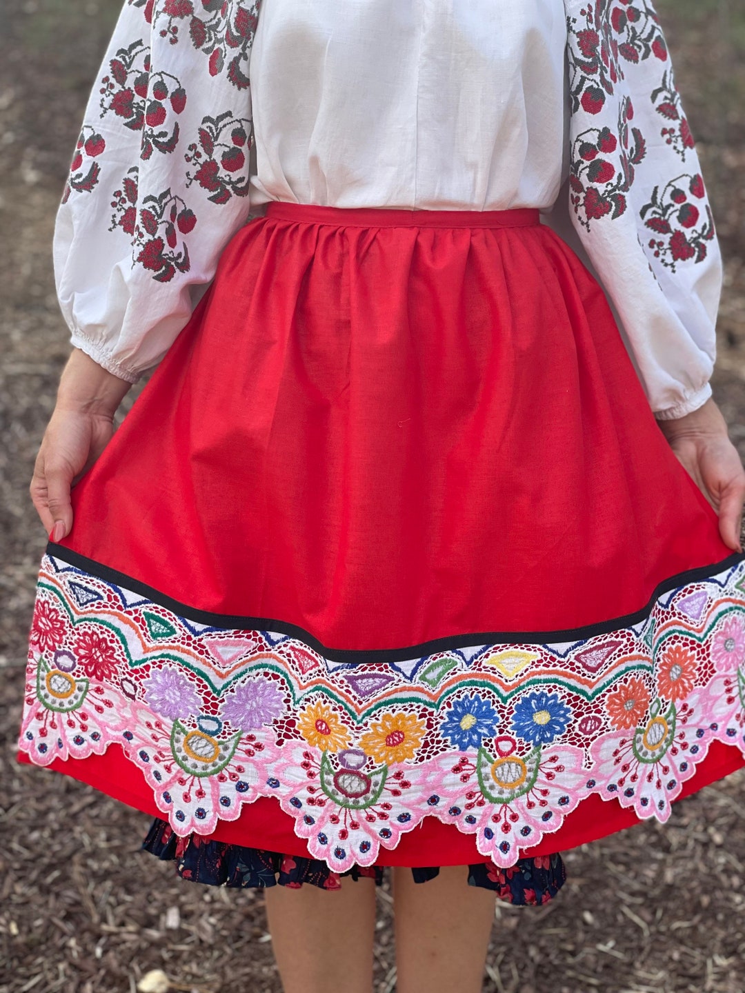 Work of Art Vintage Ukrainian Apron Beautiful Embroidery Beautiful ...