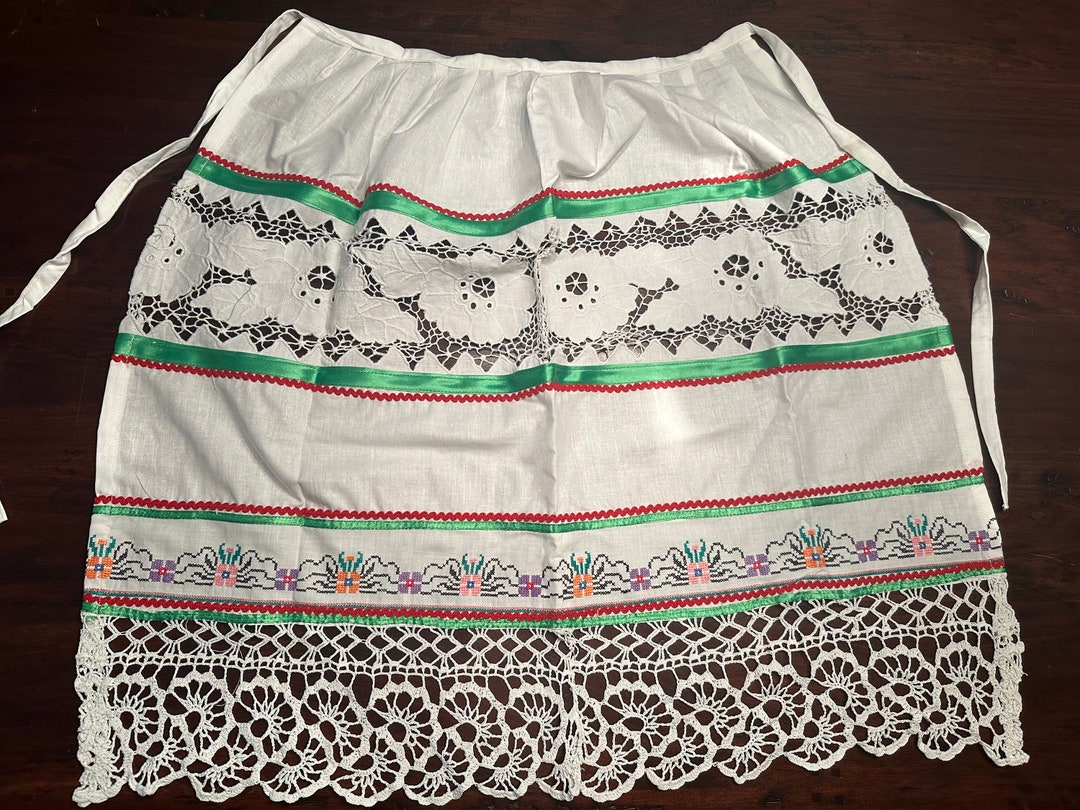 Vintage Ukrainian Apron, Handmade Floral Embroidery & Crochet Lace - Etsy
