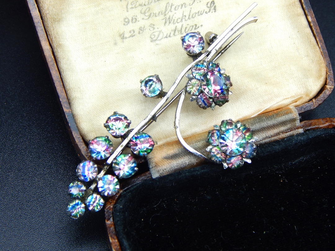 Broche ancienne en verre iris des années 1930 en aérosol Broche arc-en ...