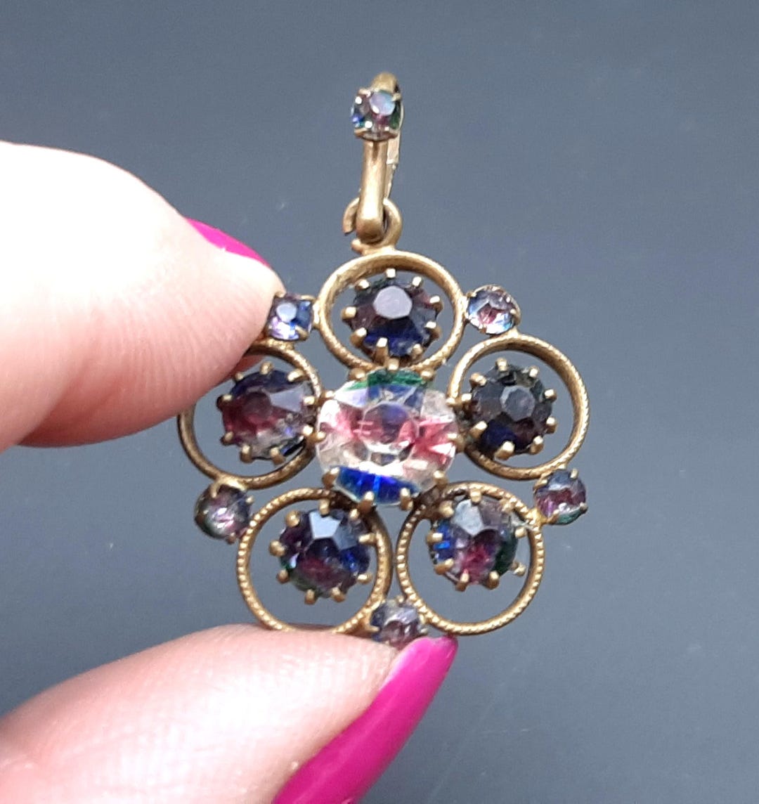 Antique Victorian Garnet & Iris Rainbow Glass Pinchbeck Pendant - Etsy