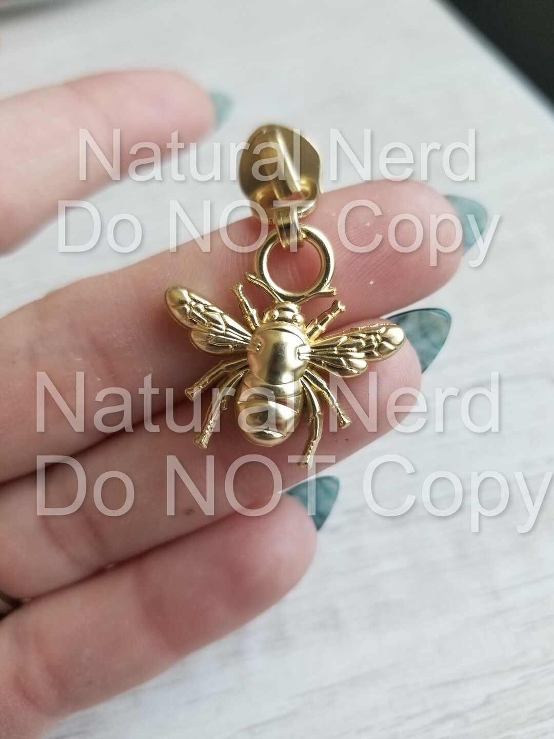 Bumblebee Zipper Pull - 5 Available Colors - Etsy