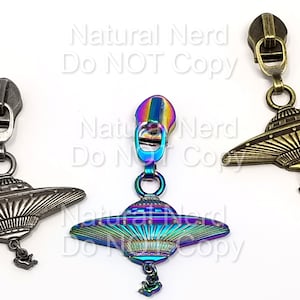 UFO Zipper Pull - Etsy
