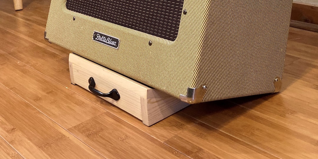 Hand Made Guitar Amplifier Stand and Amp Tilt Back Wedge - Etsy