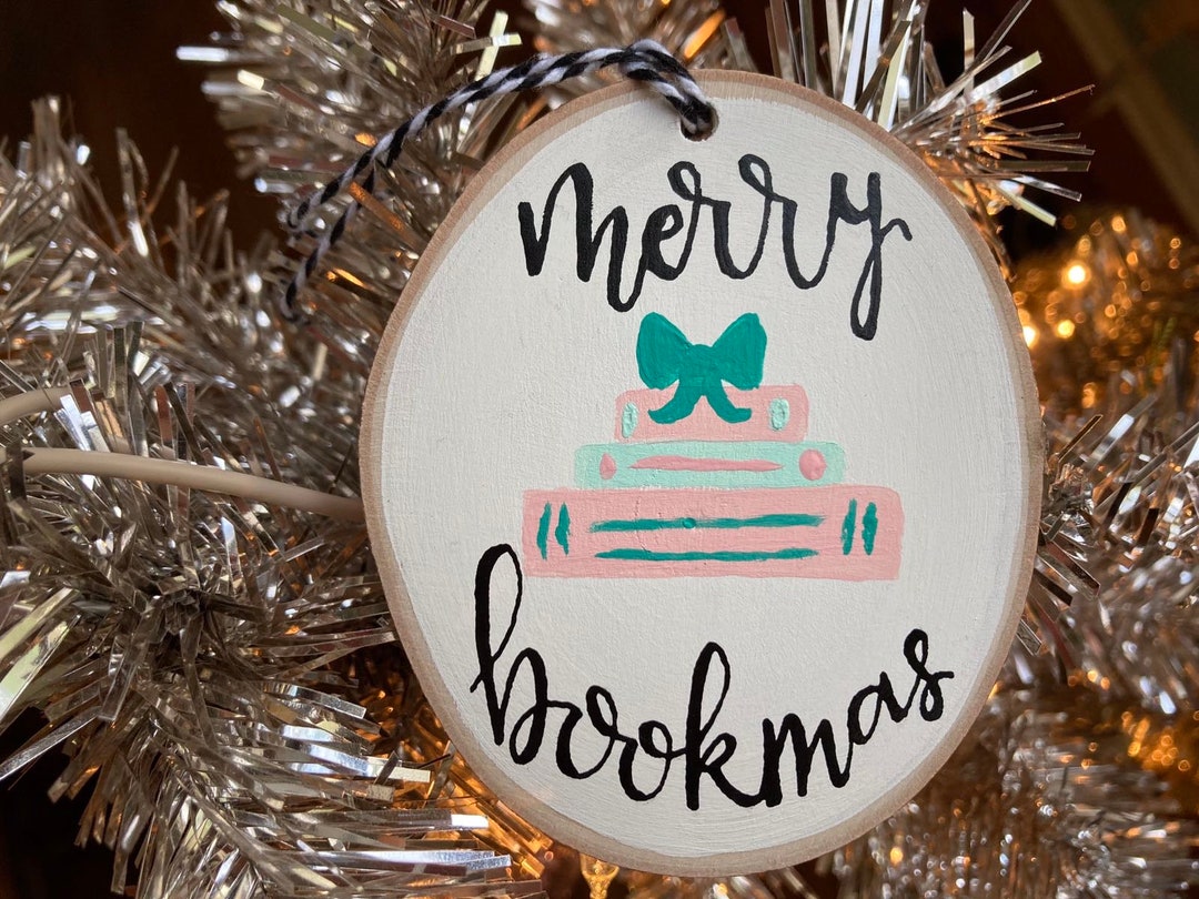 Merry Bookmas | Book Lover| Wood Slice Ornament | Christmas Tree ...