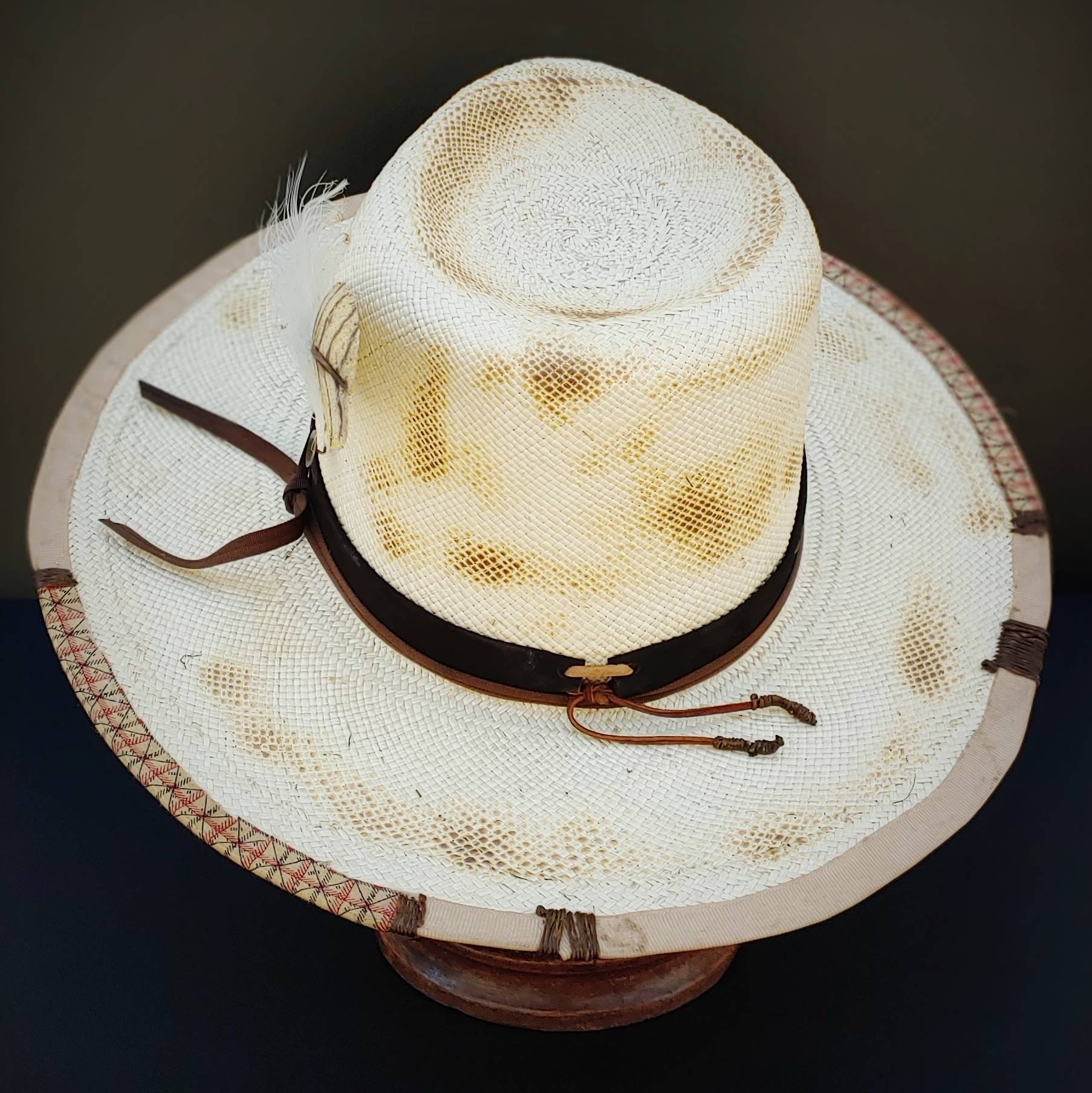 Cowboy hat (STRAW) size 7. The Virginian Trail Scout from Ugly Outlaw.