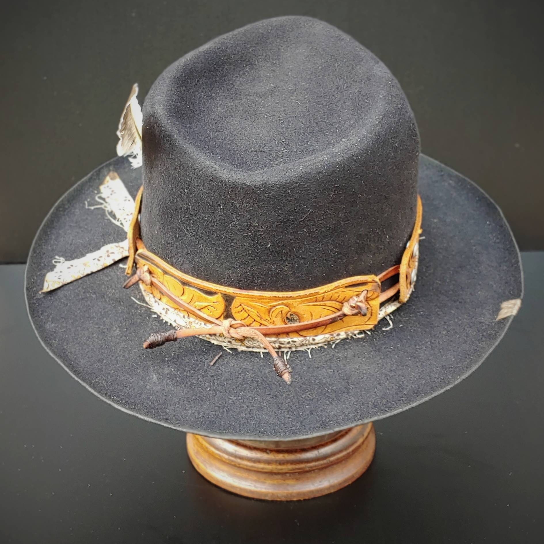 Cowboy hat size 7 5/8. The Bandit from Ugly Outlaw.