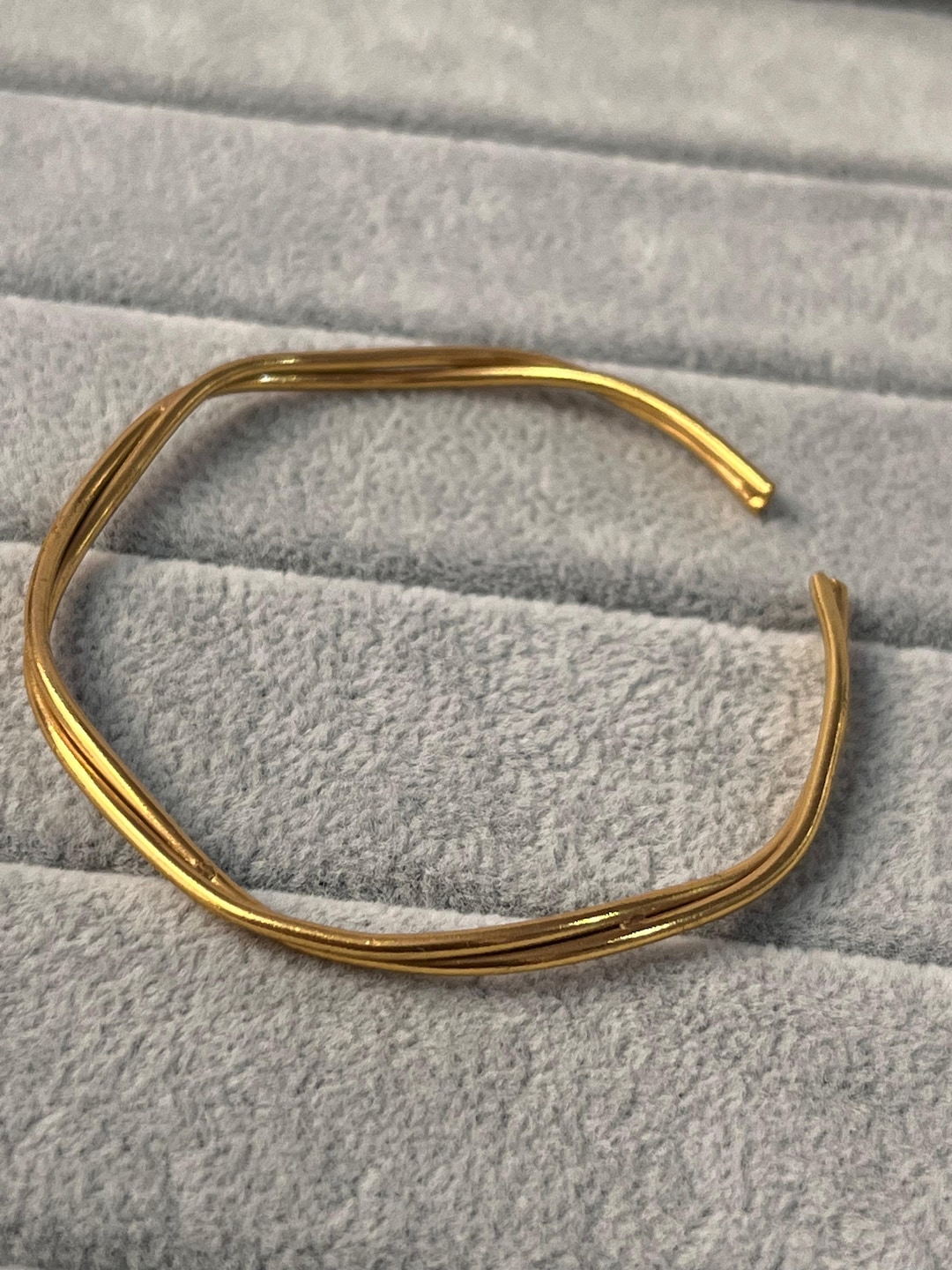 Daily Wear Twisted Double Layer Handcuff, 18k Gold Plated Twisted ...