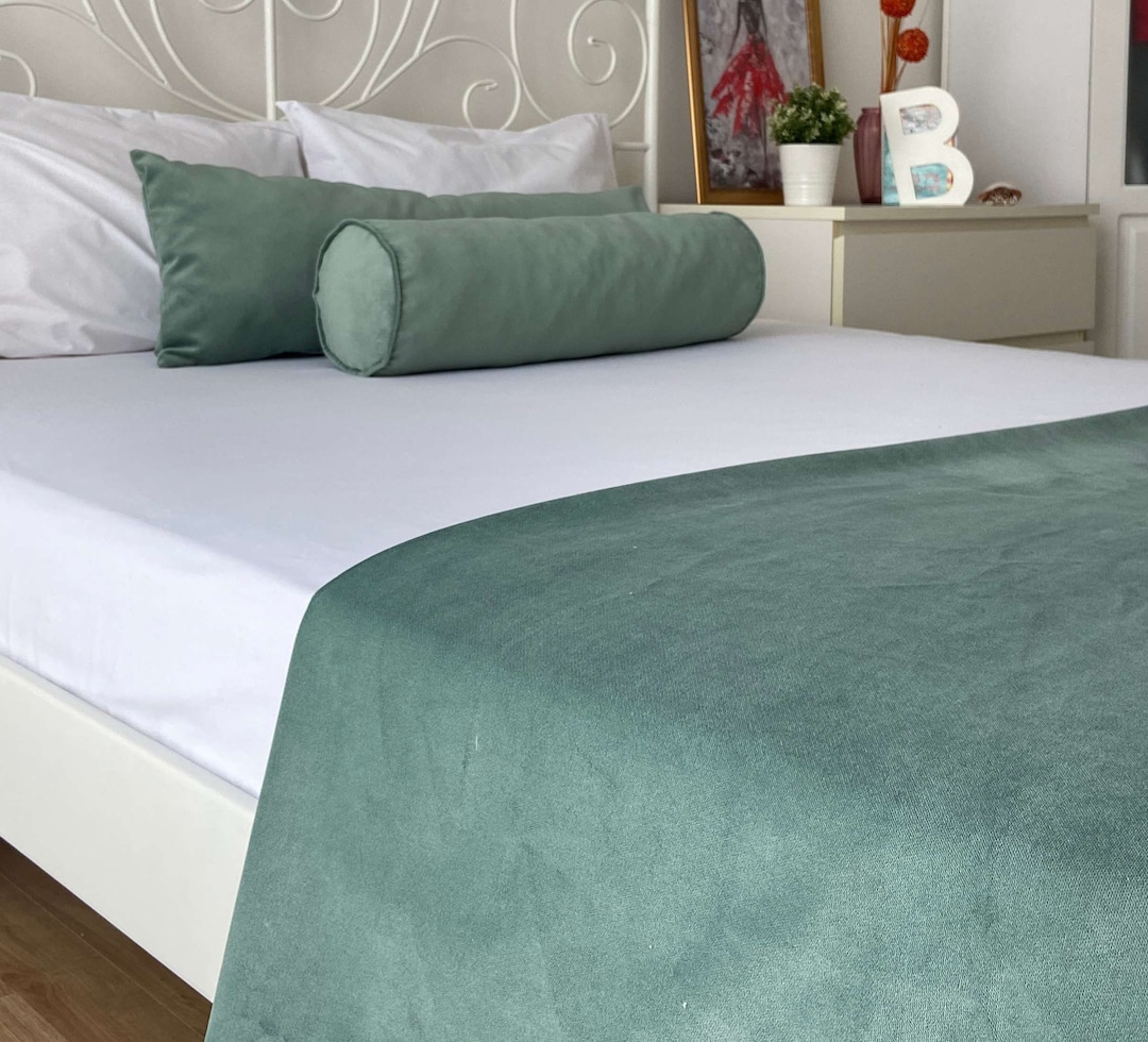 Mint Velvet Bed Runners for Bedrooms, All Sizes Hotel Bed Runners ...