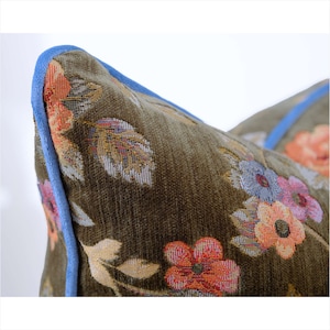 Vintage Design Ornate Floral Tapestry Throw Pillow Cover, Decorative ...
