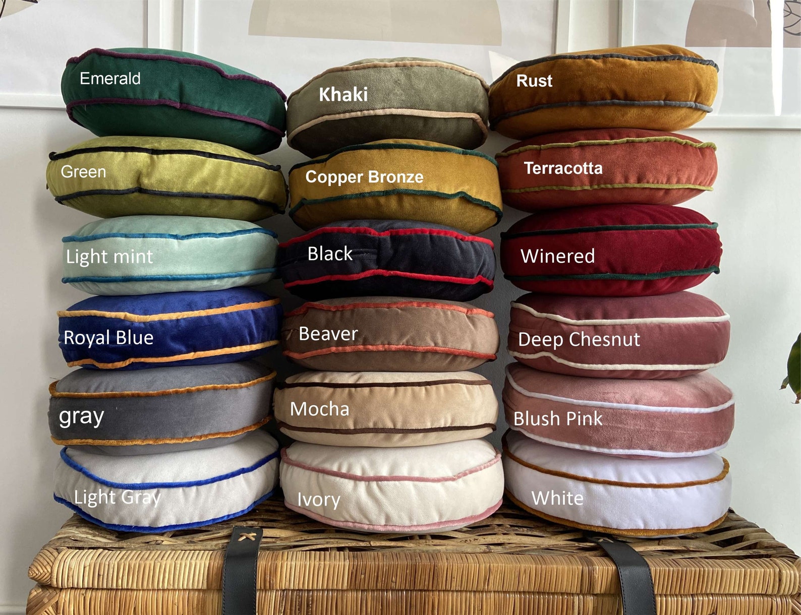 Round Pillows, 30 Color Pillows, Cover and Insert, Customizable Piping ...