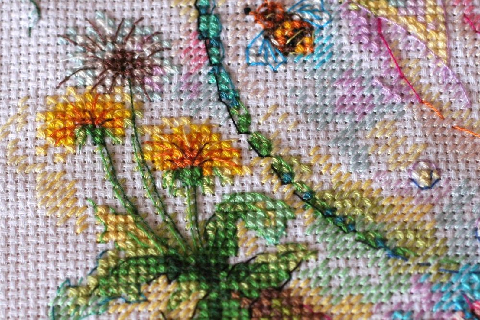 DIY Counted Cross Stitch Kit color Magic - Etsy