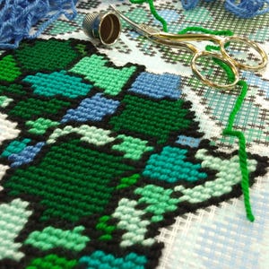 DIY Needlepoint Pillow Kit "map of the World", Tapestry Cushion Kit ...