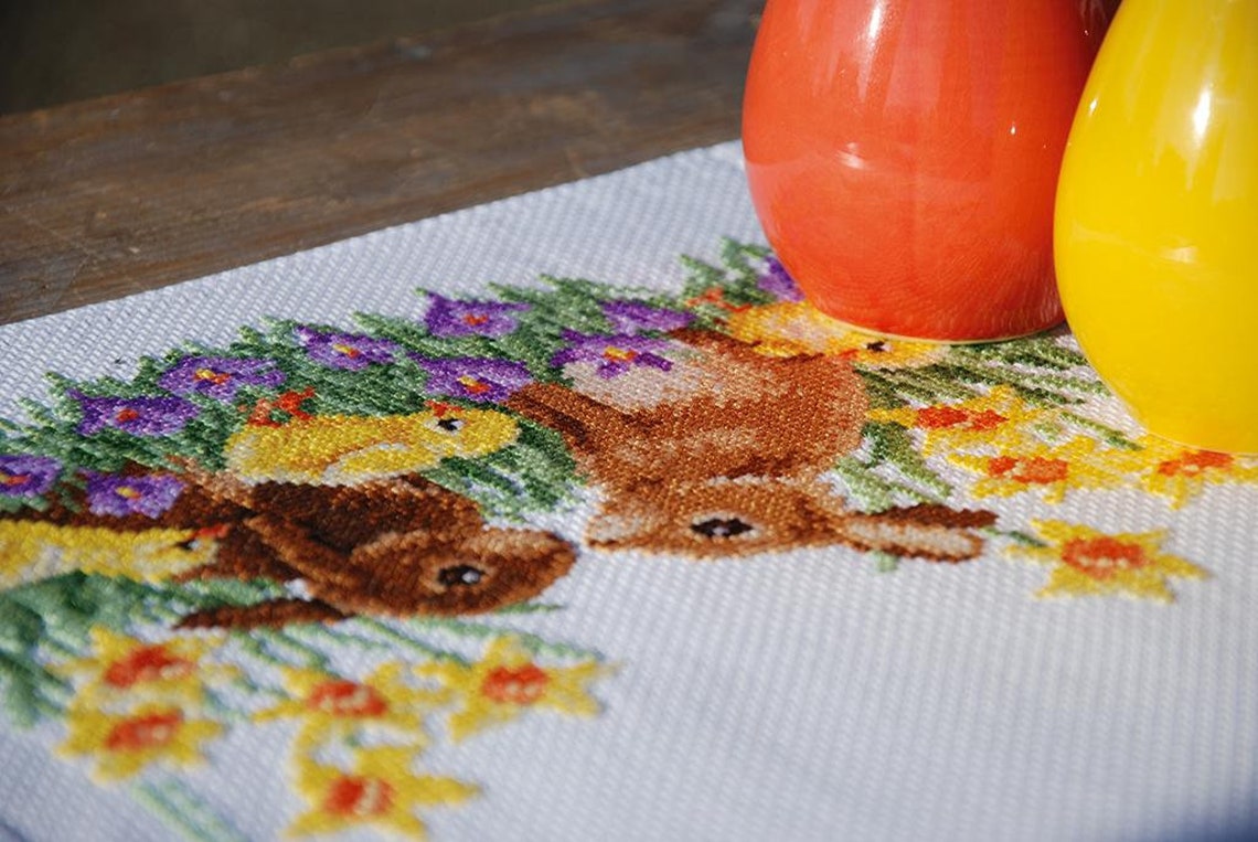 DIY Aida Table Runner Kit "rabbits With Chicks", Counted Cross Stitch ...