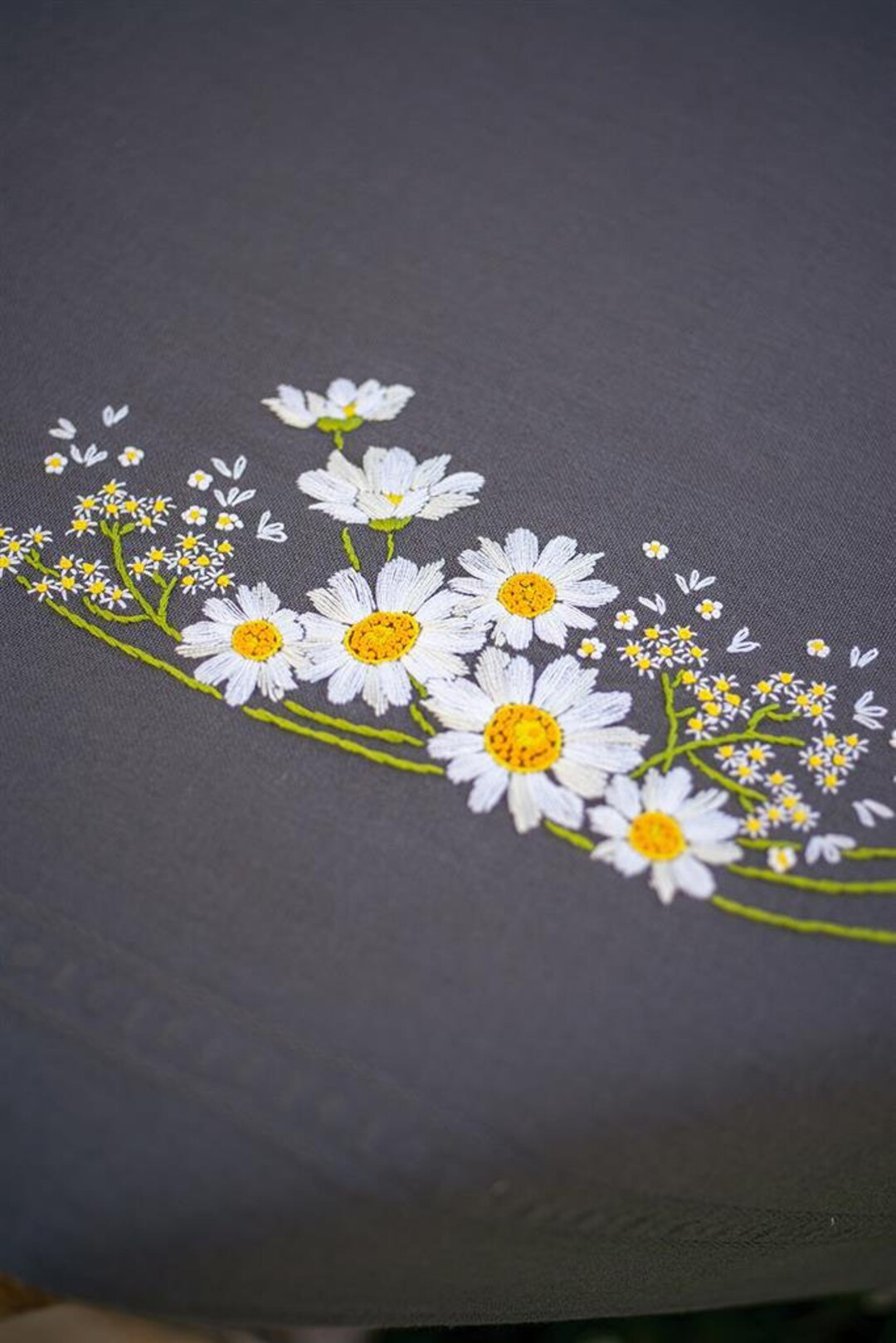 DIY Printed Tablecloth Kit daisies, Printed Cross Stitch Kit ...