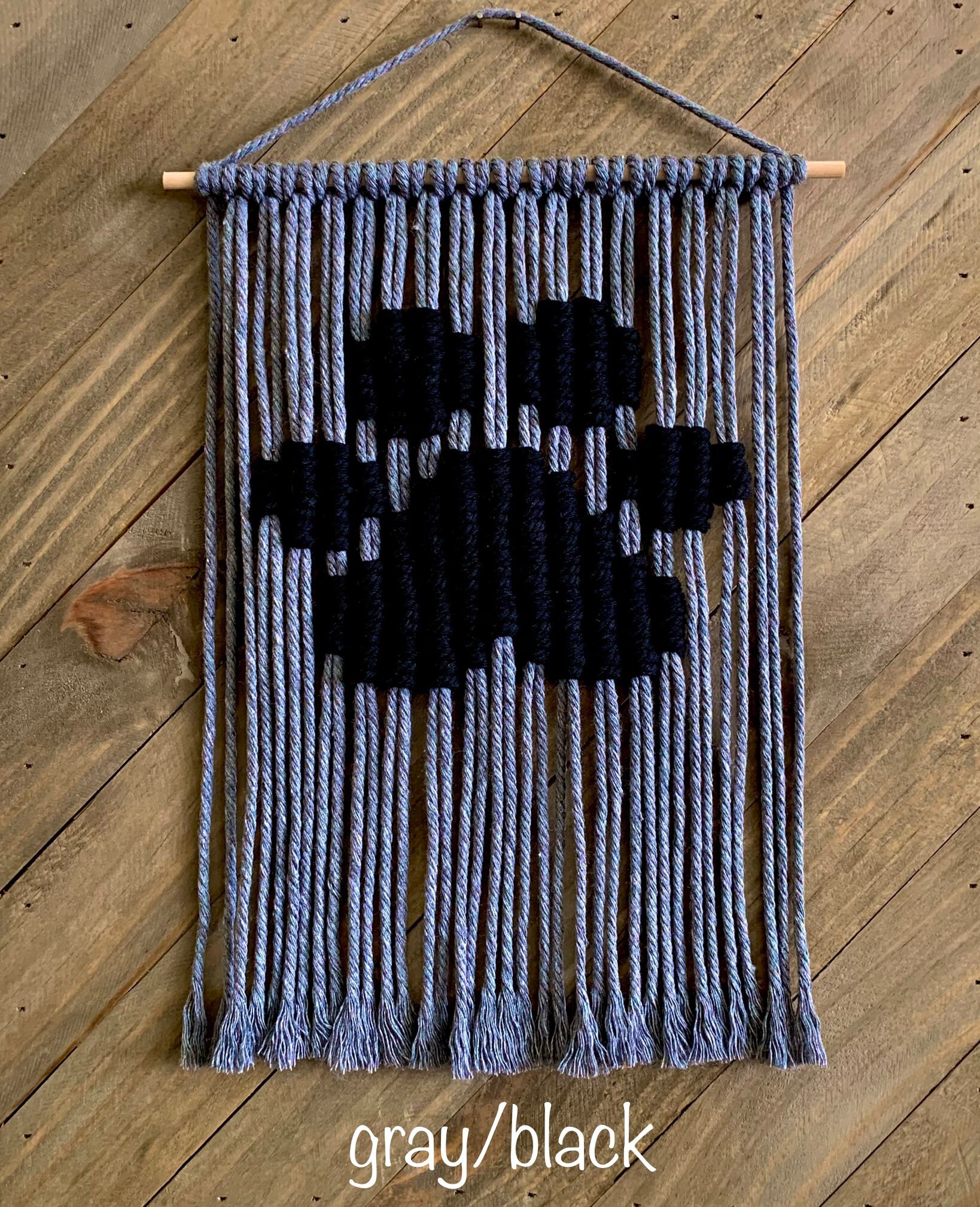 Paw Print Macrame Minimalist - Etsy