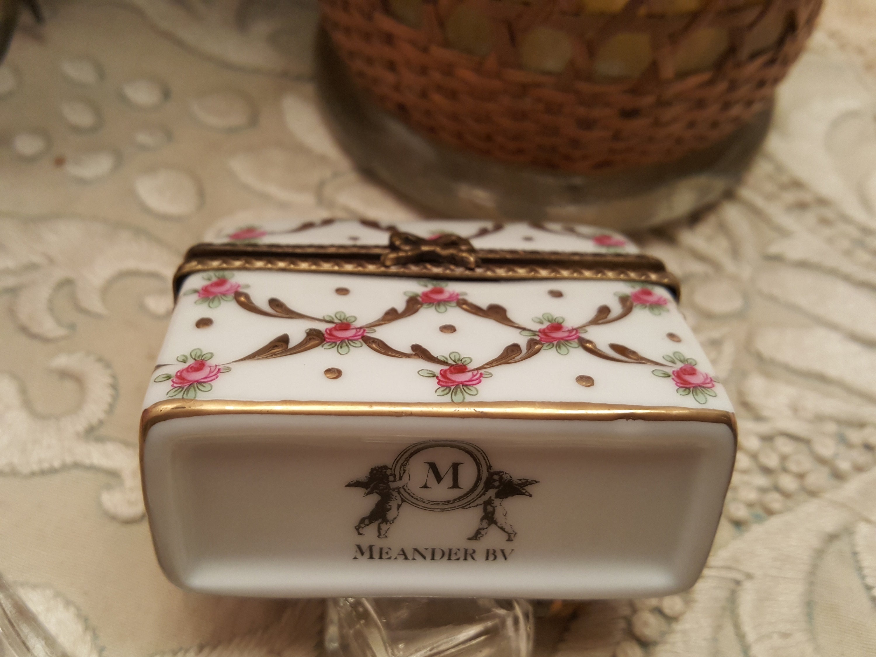 Meander BV Hand-painted Porcelain Perfume Cellar Box Miniature Flowers ...