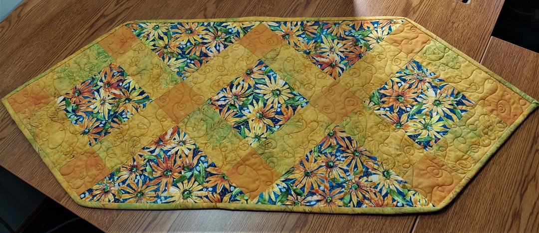 Sunflower Table Runner - Etsy