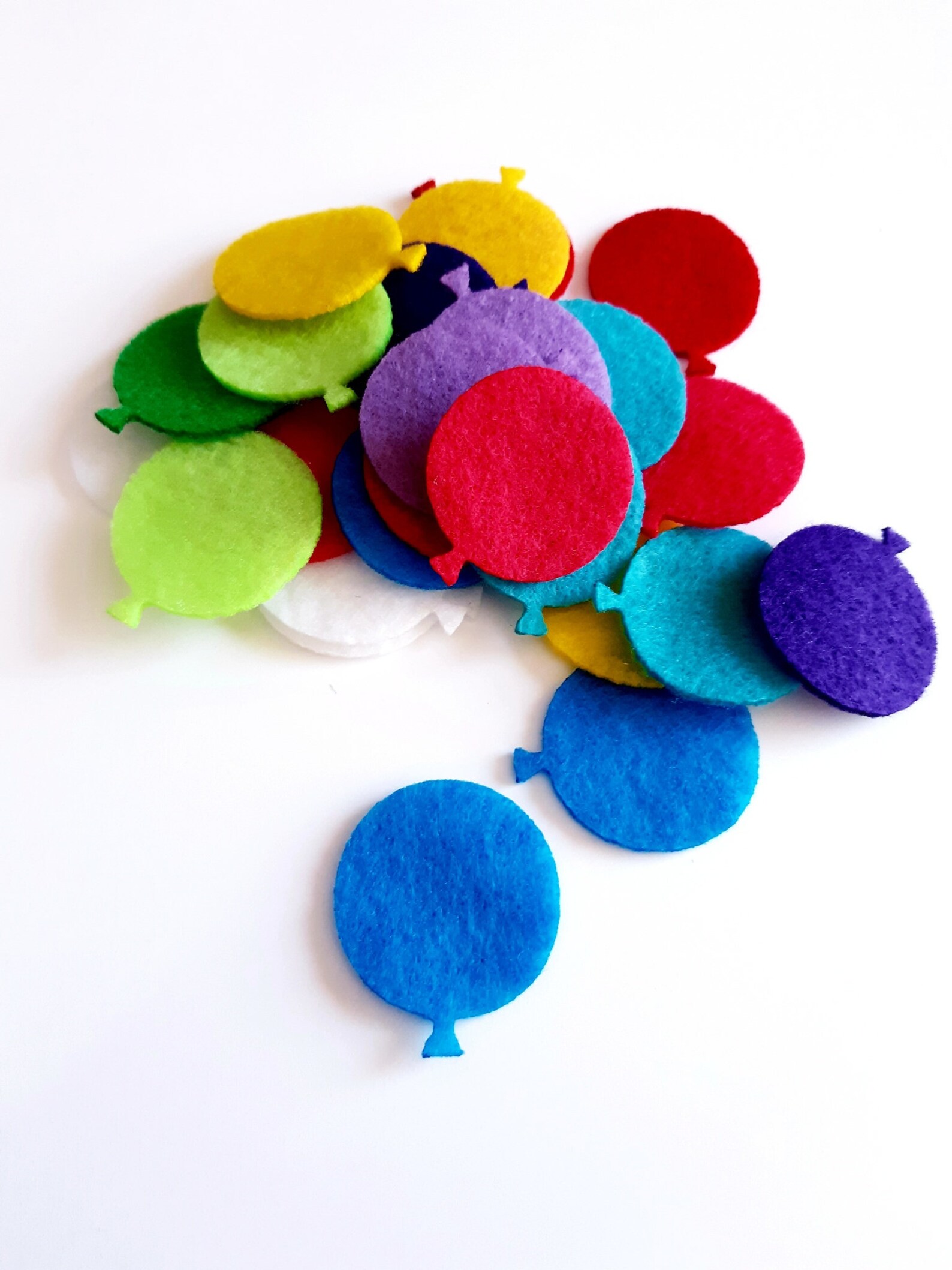 Felt Balloon Die Cut Outs ( Kids Crafts, Felt Crafts, Decoupage ...
