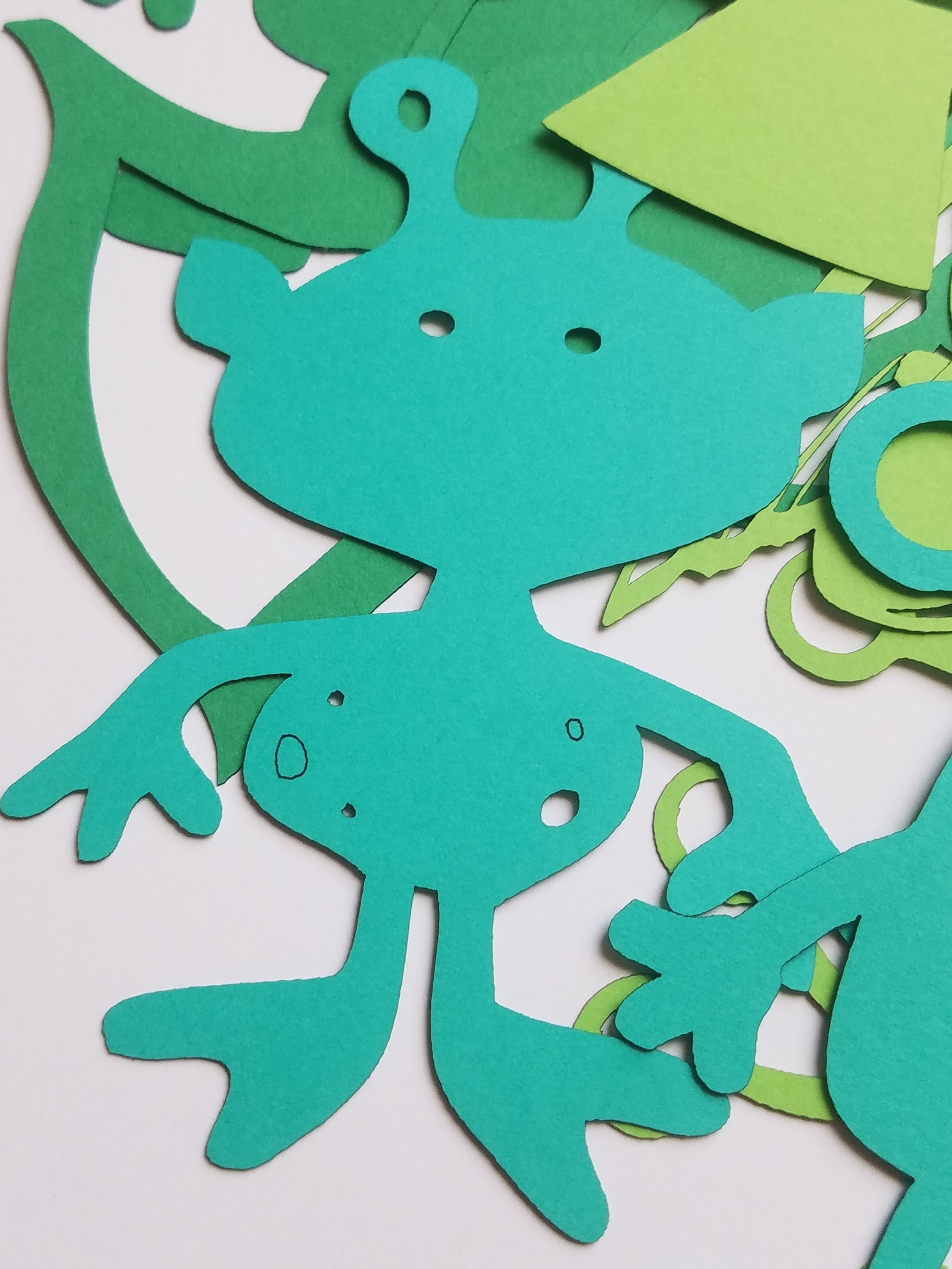 Alien Die Cut Out Variety Pack ( Scrap Booking, Space Crafts, Confetti ...