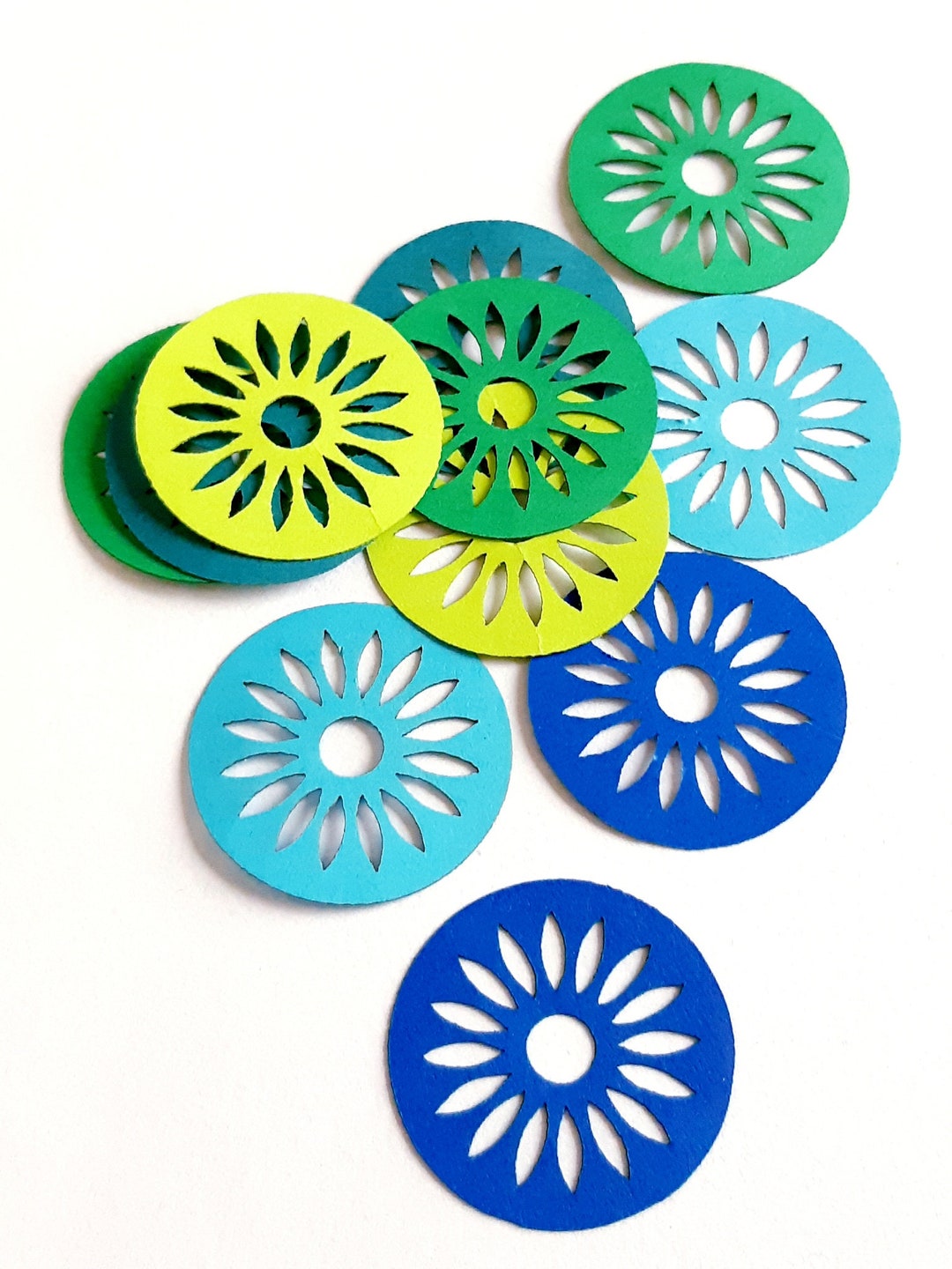 Flower Circle Die Cut Out ( Spring Decoration, Card Making Supply ...