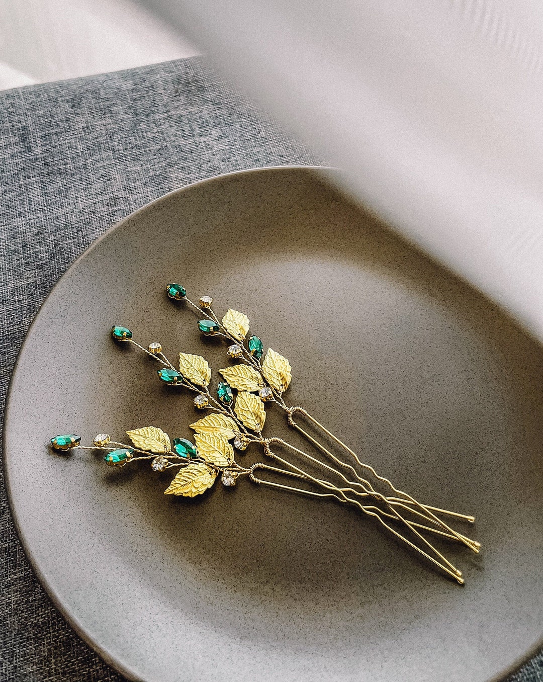 Emerald Bridal Hair Pins, Gold Leaf Rhinestone Hair Piece - Etsy