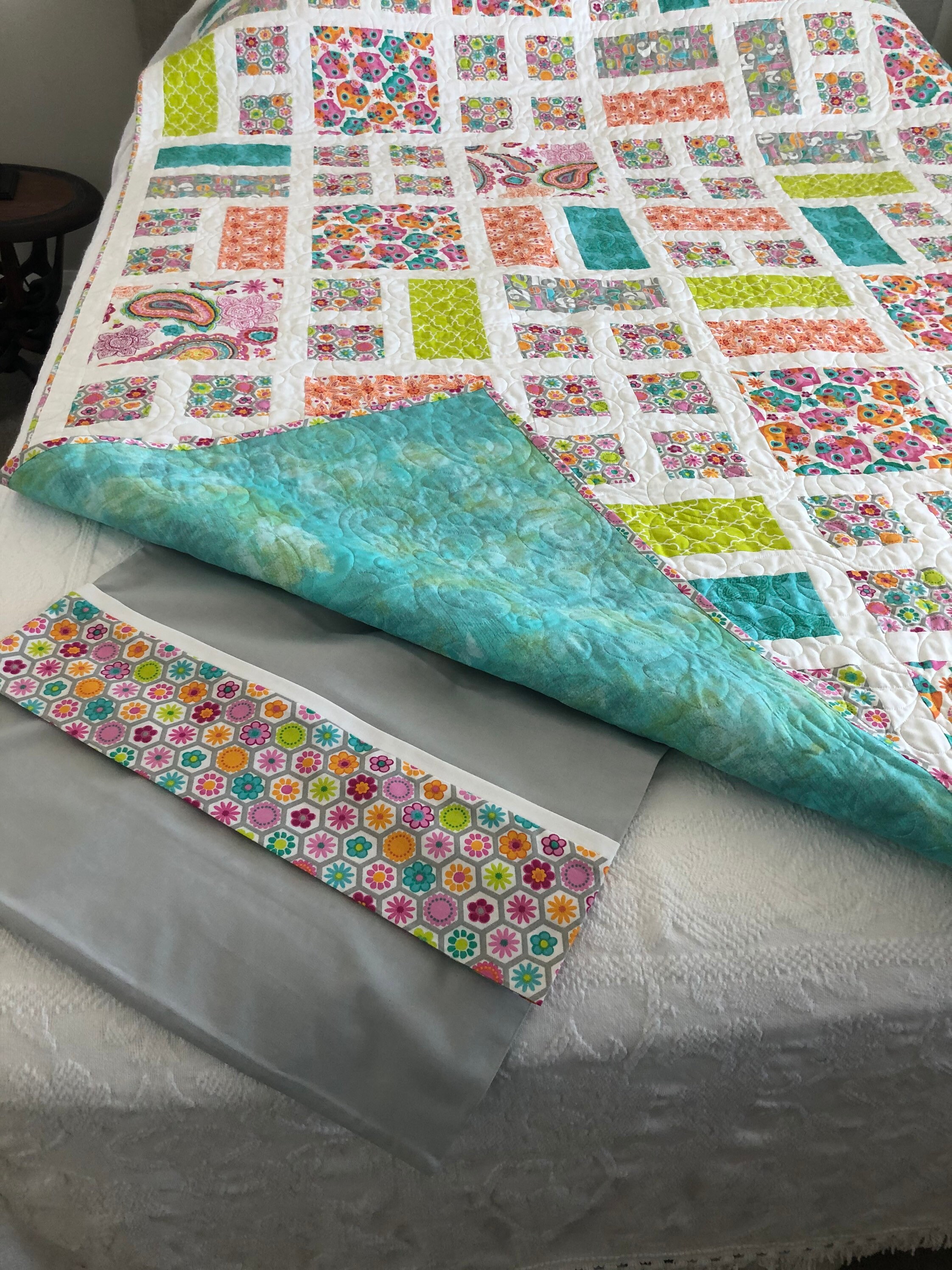 Modern Spring Patterns Twin Bed Quilt - Etsy Canada