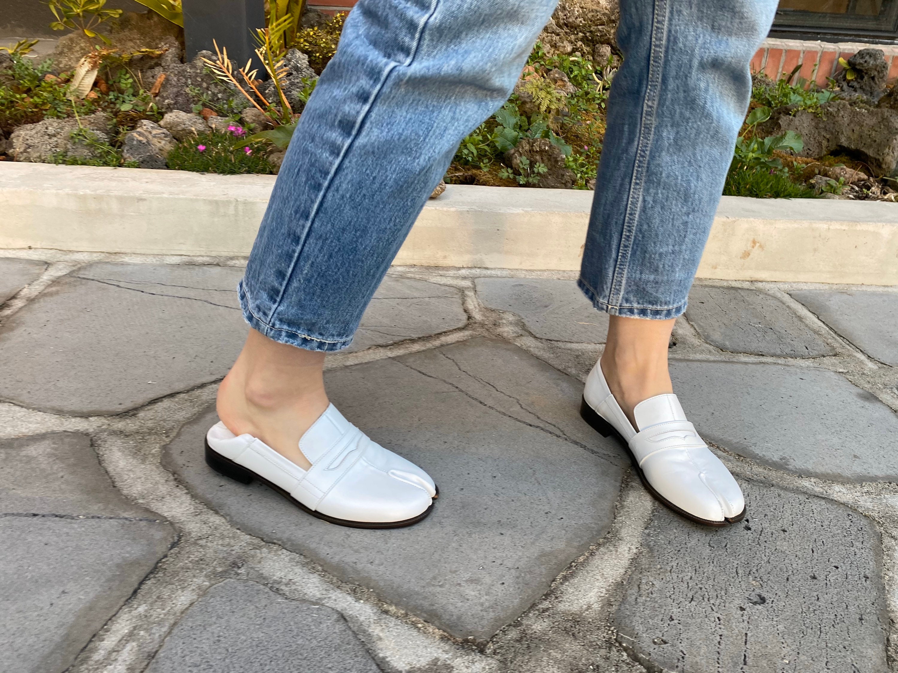 Handmade Women Leather Tabi Loafer Blofer Mule Flat Shoes in White - Etsy