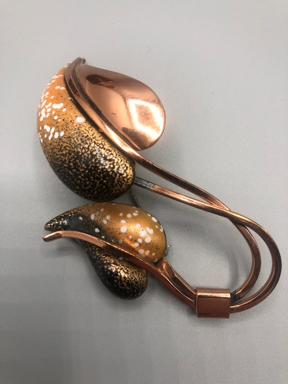 ...Vintage MATISSE...Copper,Fired Enamel Leaf Brooch.… - Gem