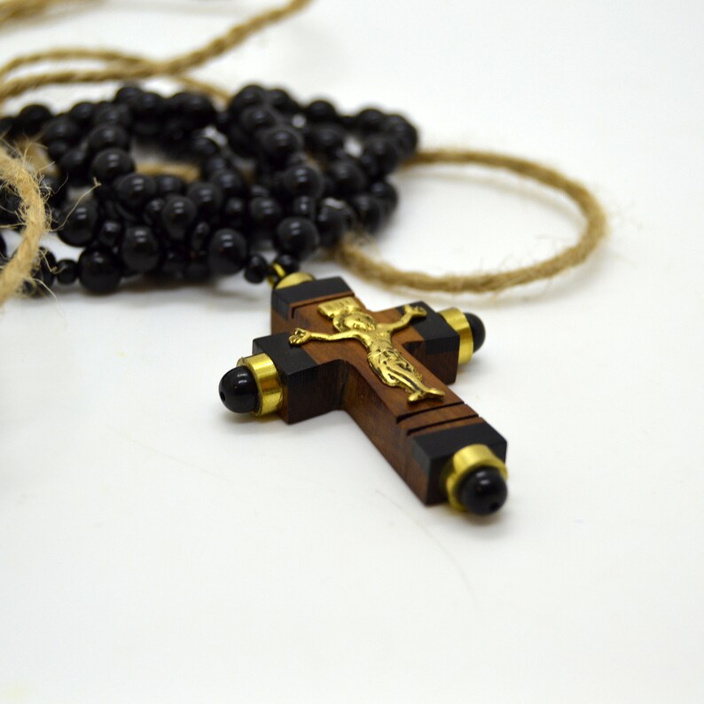 Natural Wood Chain and Cross With Crucifixion of Jesus - Etsy
