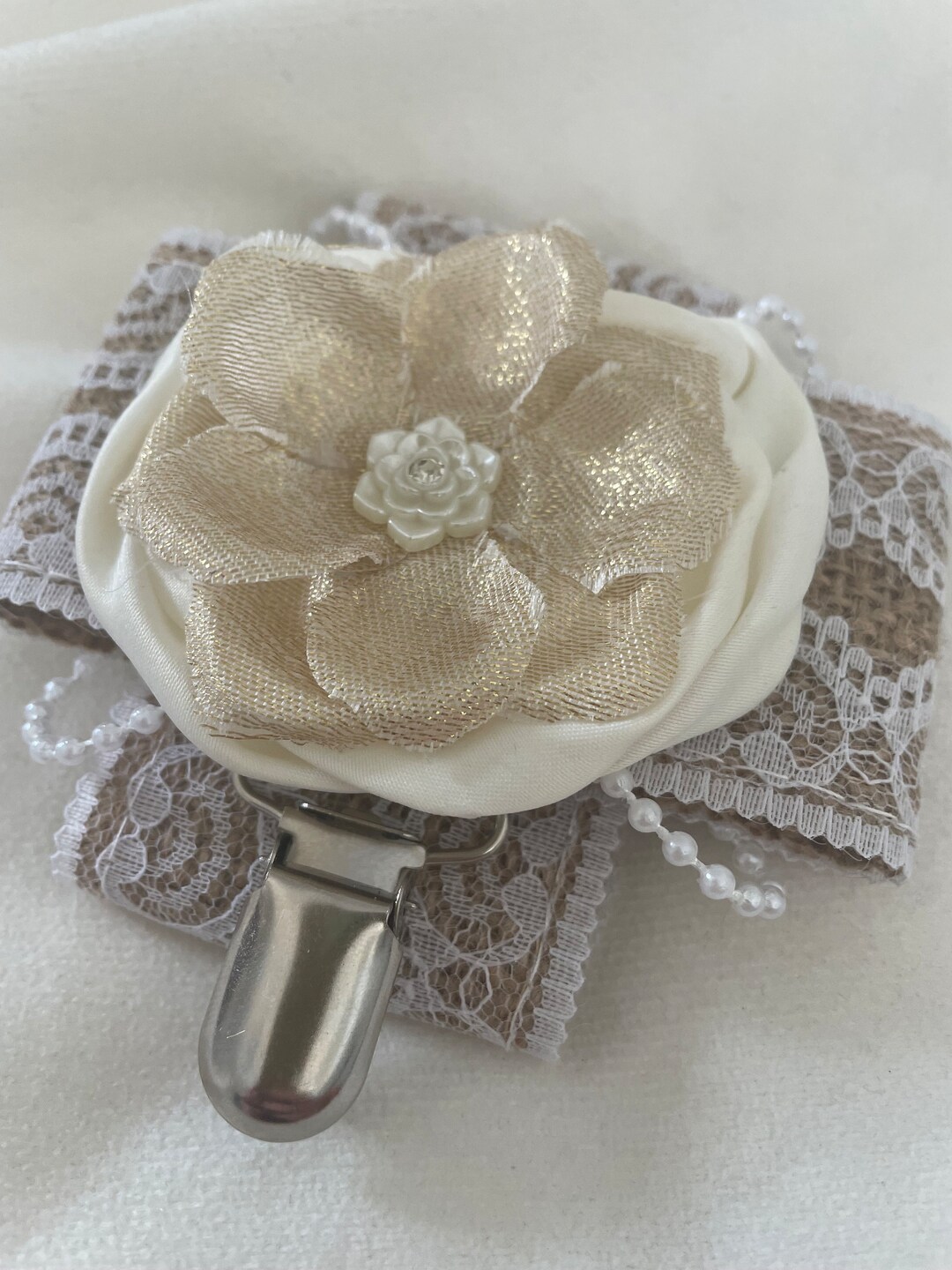 Bespoke and Unique Flower Vintage Style Ring Clip, Dog Show Ring Clip ...