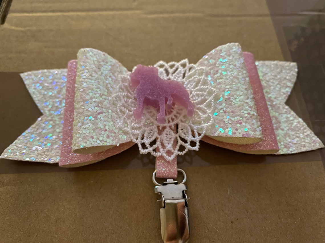 Dog Show Ring Clip Exhibitor Number Holder, Sparkly Bow Design With Pin ...