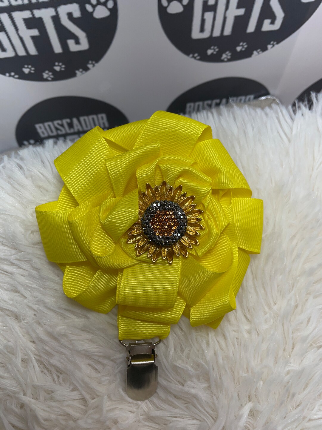Ready Made Bespoke and Unique Sunflower Ring Clip, Dog Show Ring Clip ...